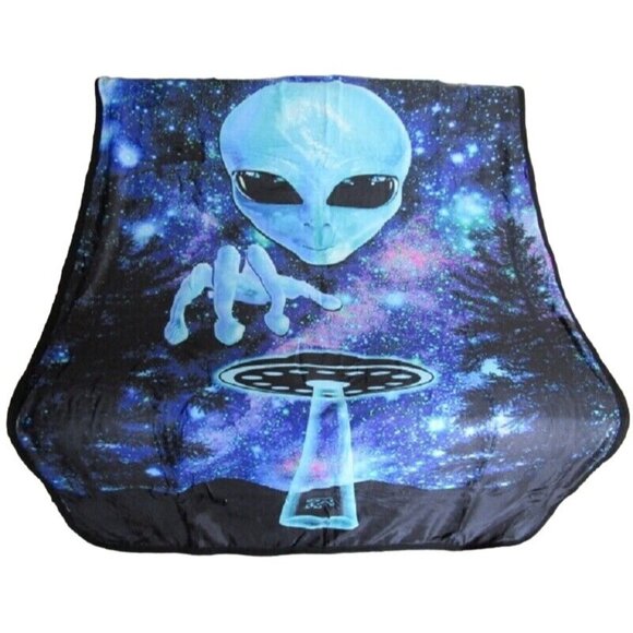 Unbranded | Bedding | New Alien Visitor Plush Fleece Throw Gift Blanket ...